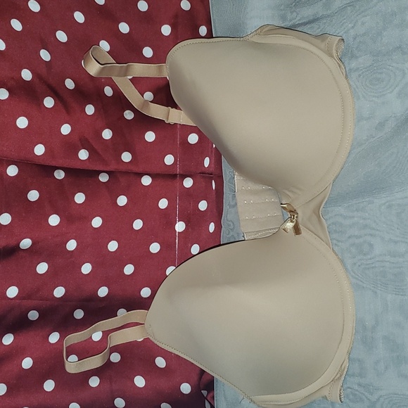 Ambrielle | Intimates & Sleepwear | Nwot Ambrielle Tee Shirt Bra | Poshmark